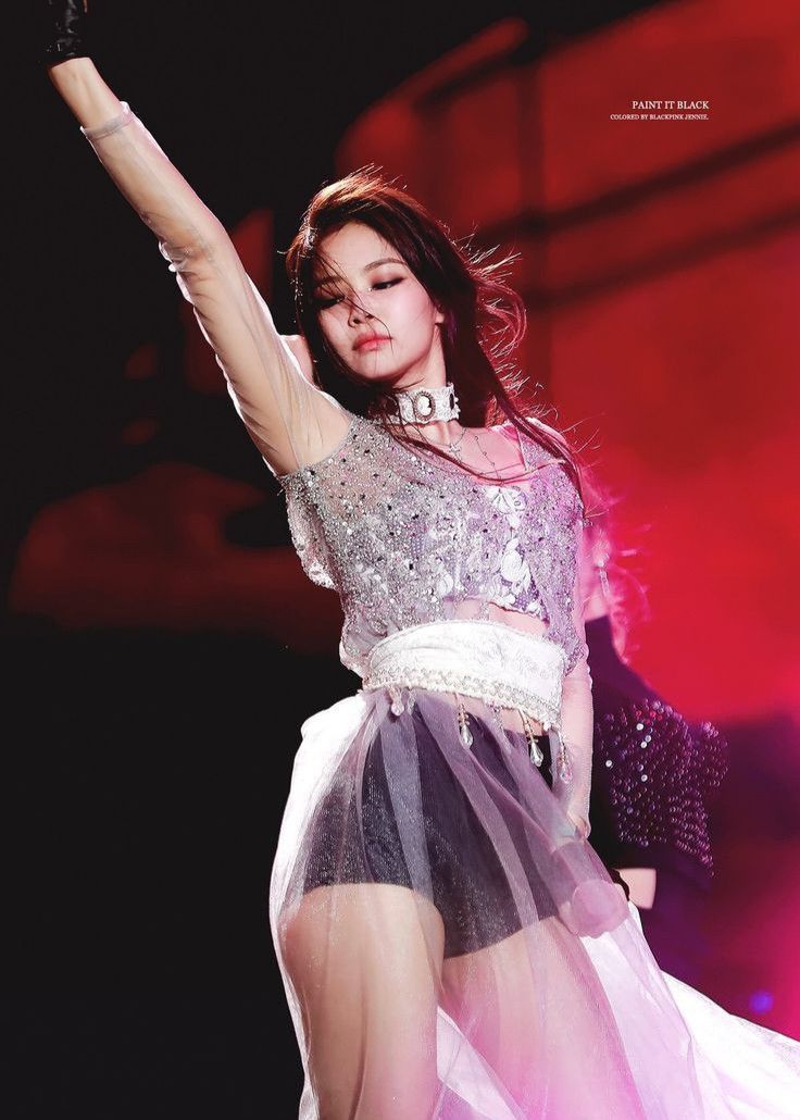 Iconic Jennie Moments - "Nini Home - Jennie Kim's World